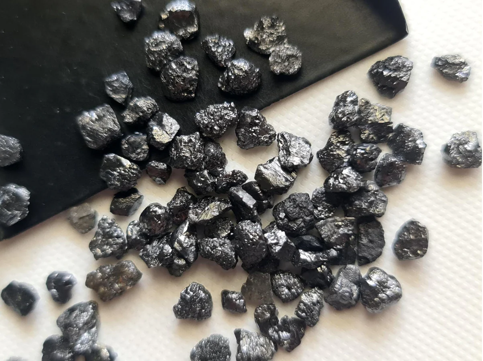What Makes Black Diamonds Unique: A Comprehensive Exploration